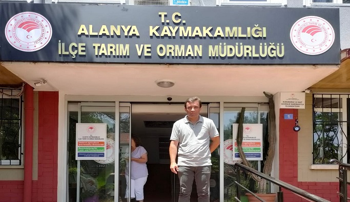 ALANYA ESKİ TARIM MÜDÜRÜ AKLANARAK GÖREVİNE BAŞLADI - Manşet Alanya ... ALANYA ESKİ TARIM MÜDÜRÜ AKLANARAK GÖREVİNE BAŞLADI - Manşet Alanya ...